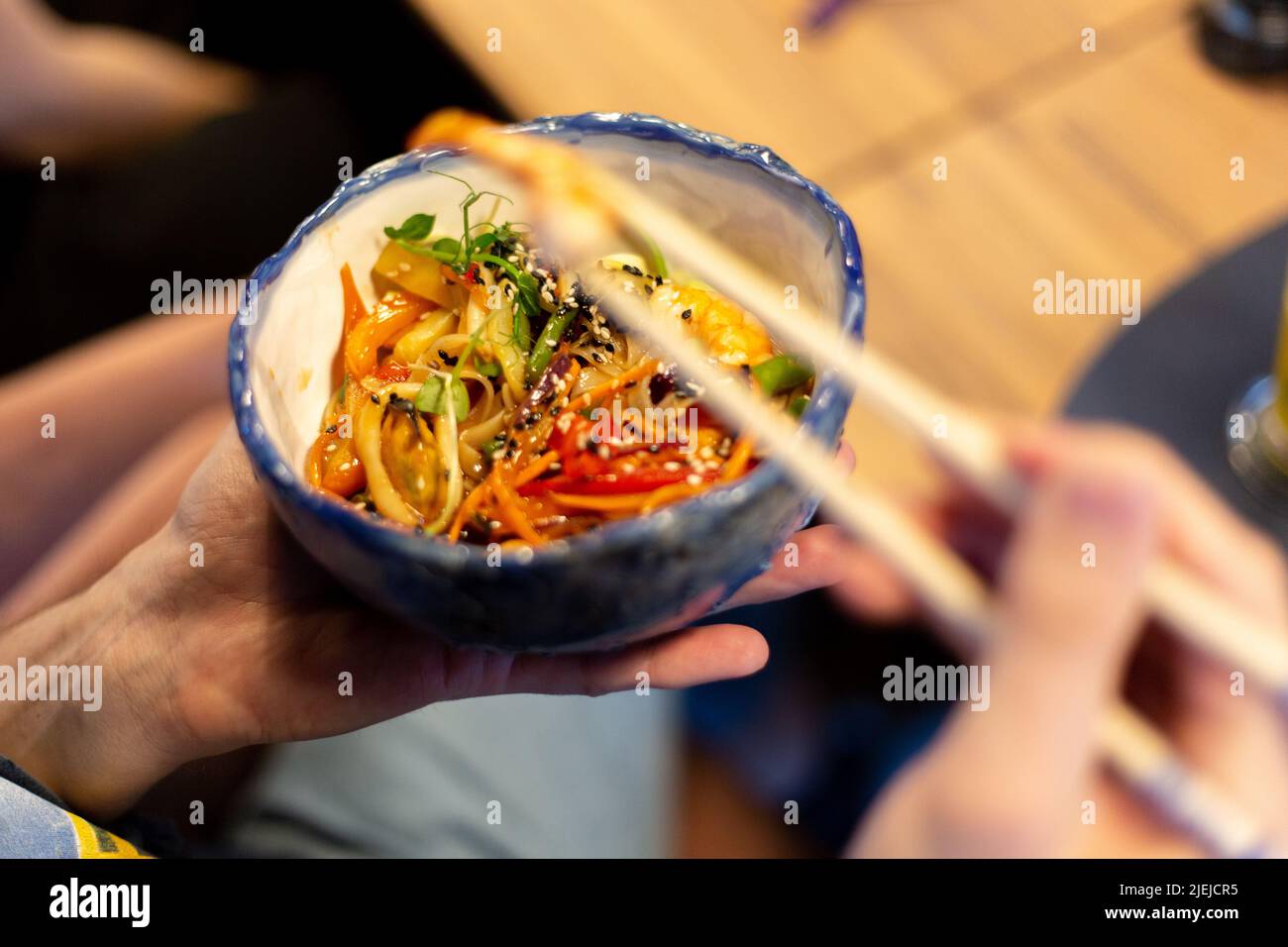 Asian food bowl bowl with shrimp, vegetables and rice noodles Stock ...