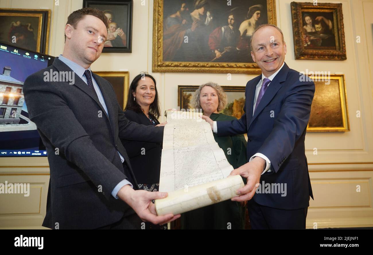 (left to right) Professor Peter Crookes, Culture Minister Catherine ...
