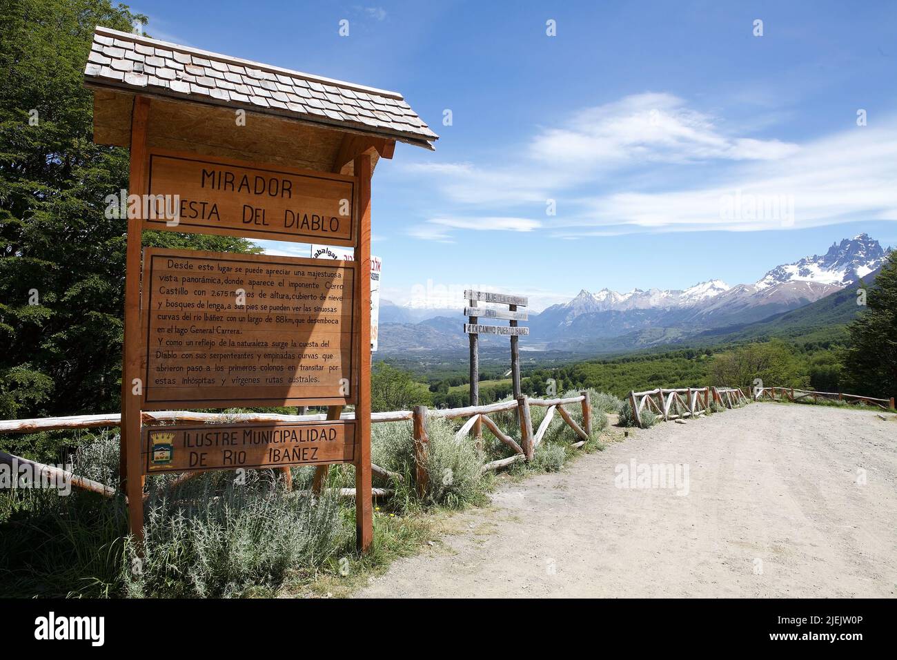 Mirador Cuesta del Diablo, Patagonia, Chile. The viewpoint is 75 km ...