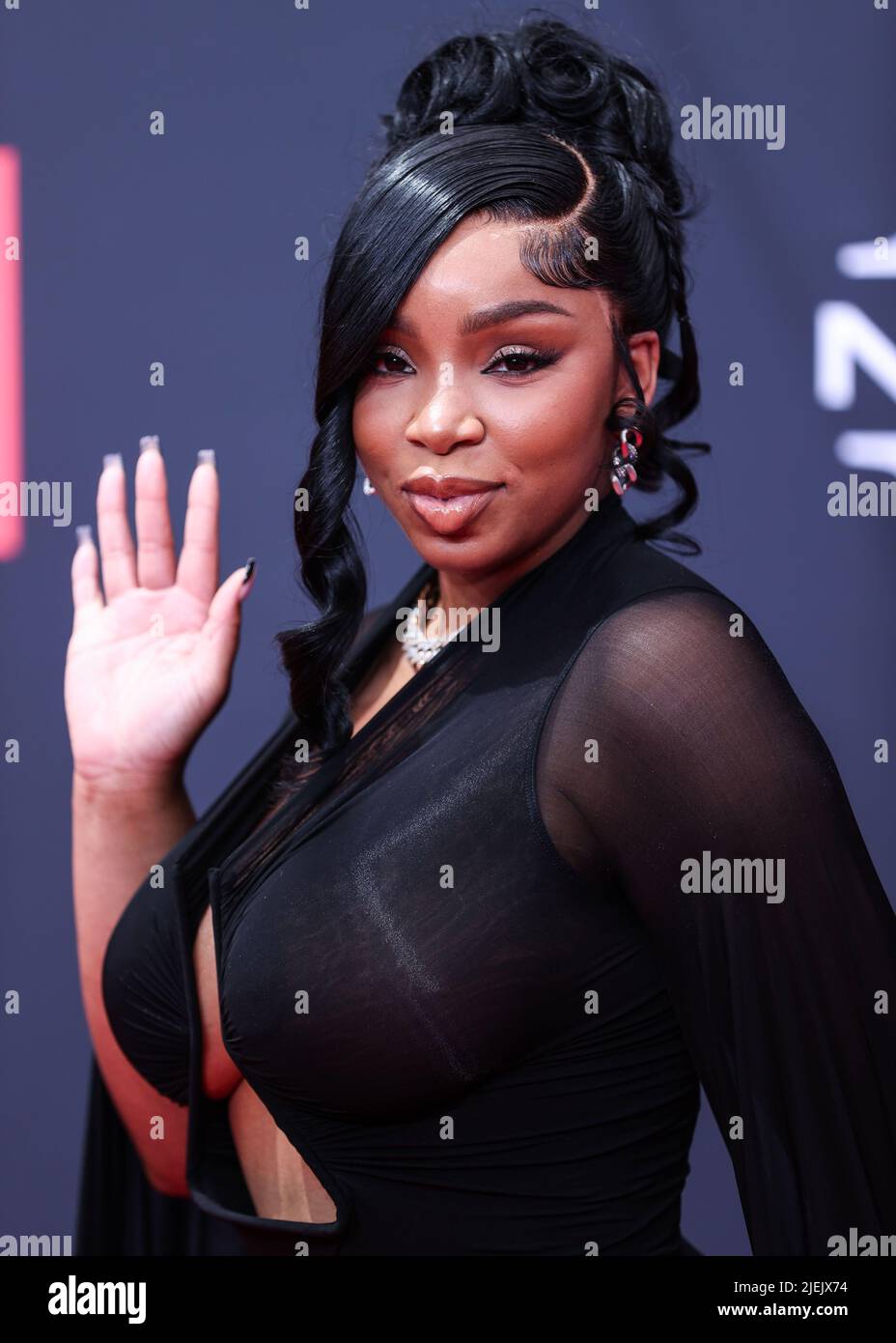 LOS ANGELES, CALIFORNIA, USA - JUNE 26: Light Skin Keisha arrives at ...