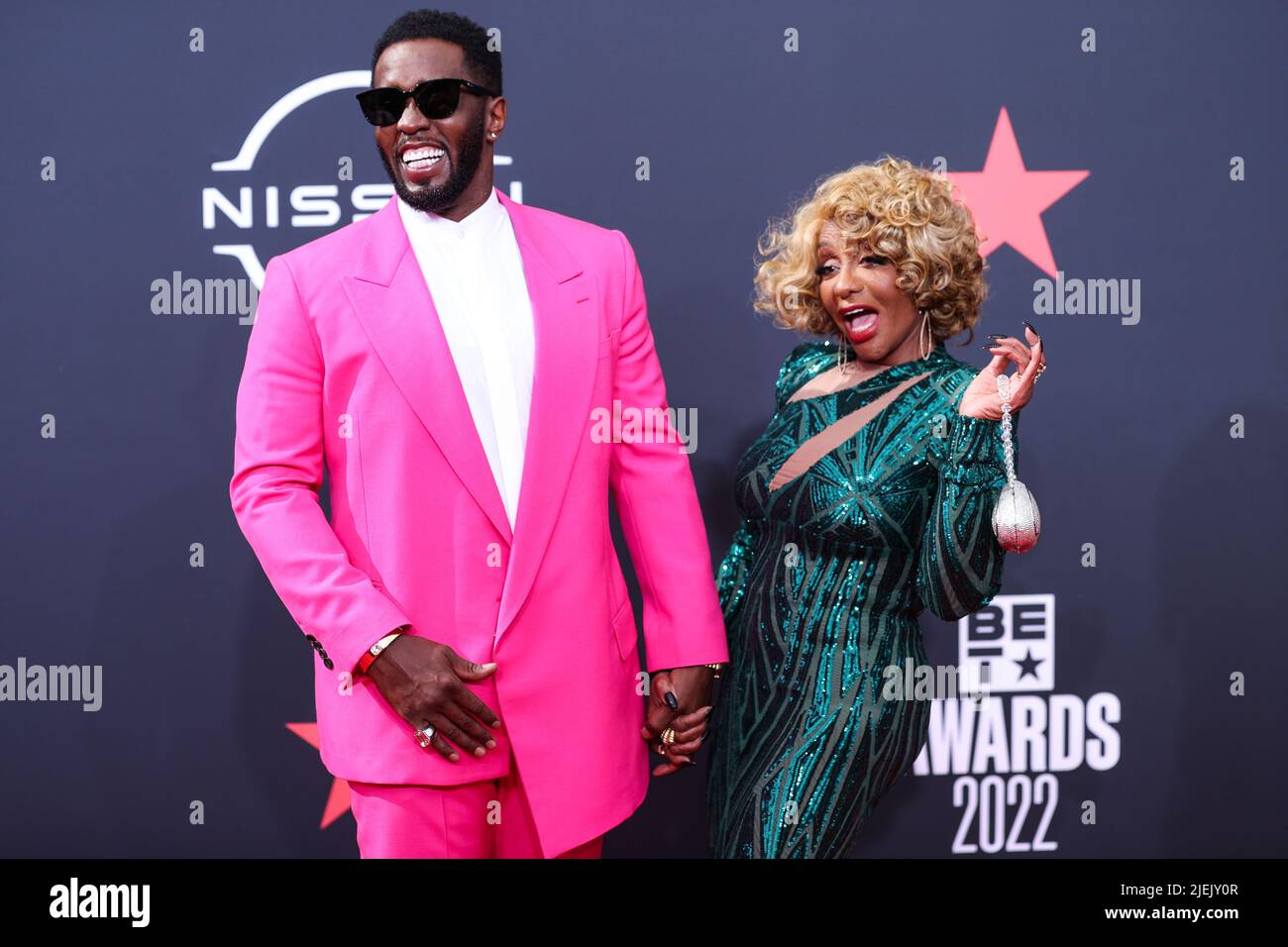 Sean combs with mother hi-res stock photography and images - Alamy