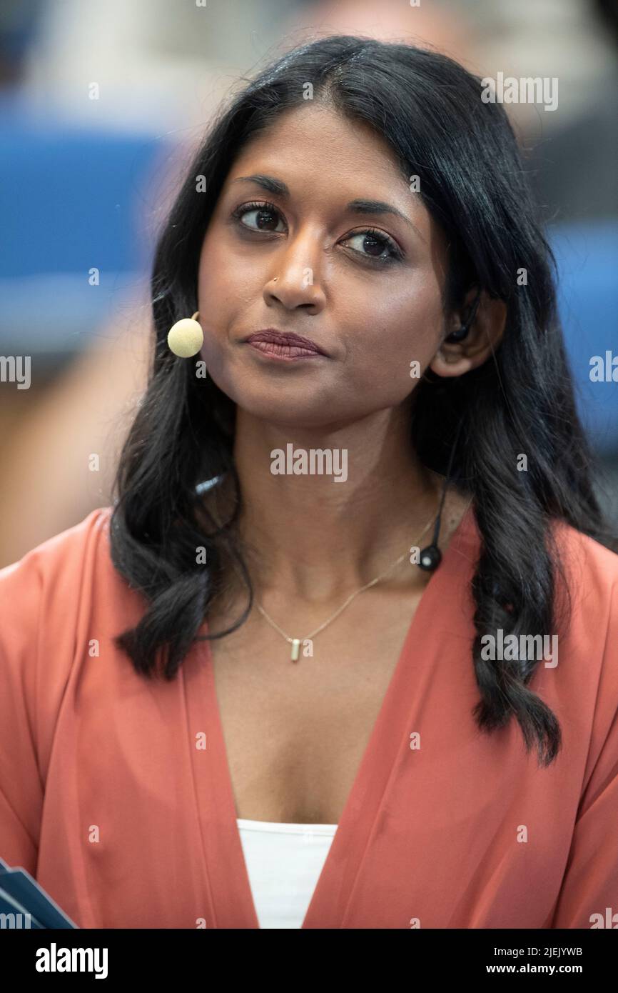 Dw deutschland hi-res stock photography and images - Alamy