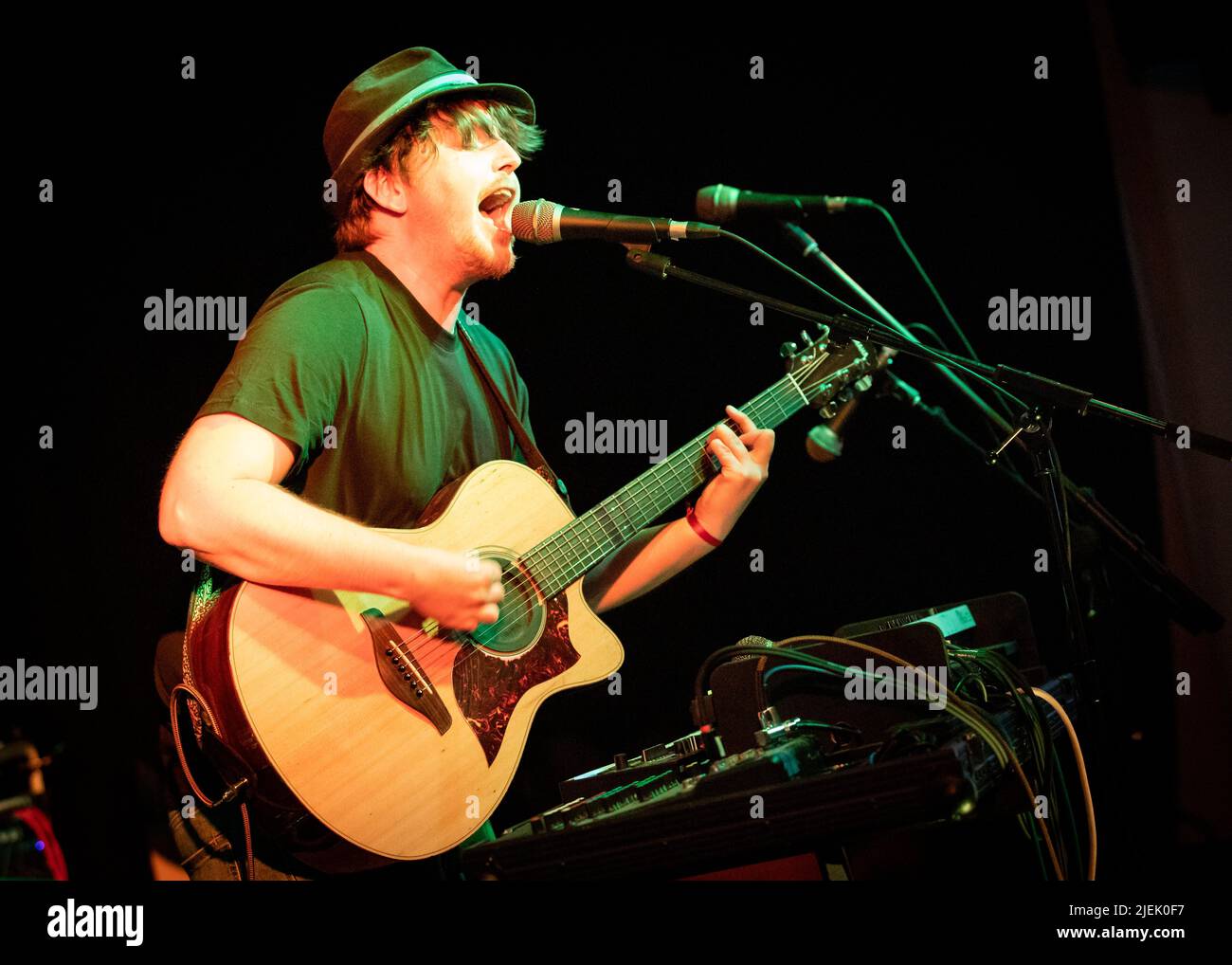 Funke and the Two Tone Baby, Leigh Folk Festival, Leigh Community ...