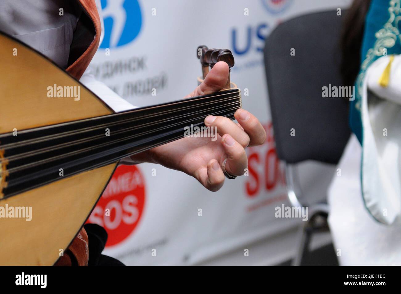 Chordophone hi-res stock photography and images - Alamy