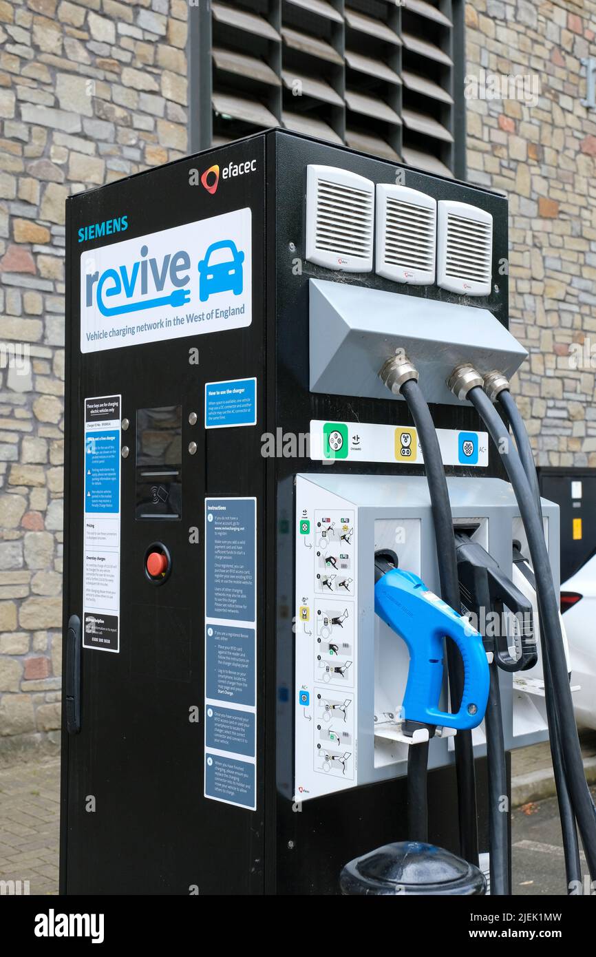 Electric or EV vehicle charging station Stock Photo - Alamy