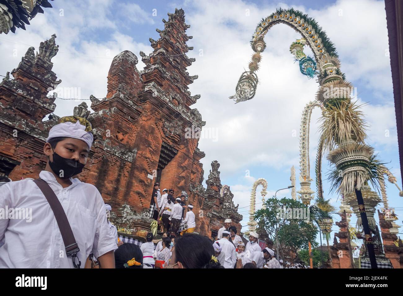 Denpasar, Indonesia. 26th June, 2022. People gather in front of the ...