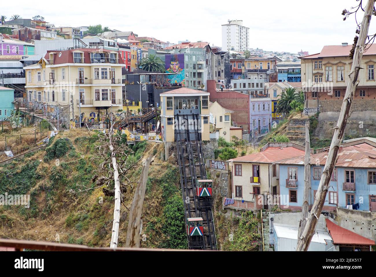 Valparaiso reina victoria hi-res stock photography and images - Alamy