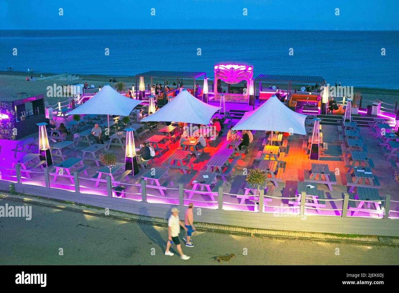 A nightclub on the Brighton seafront Stock Photo - Alamy