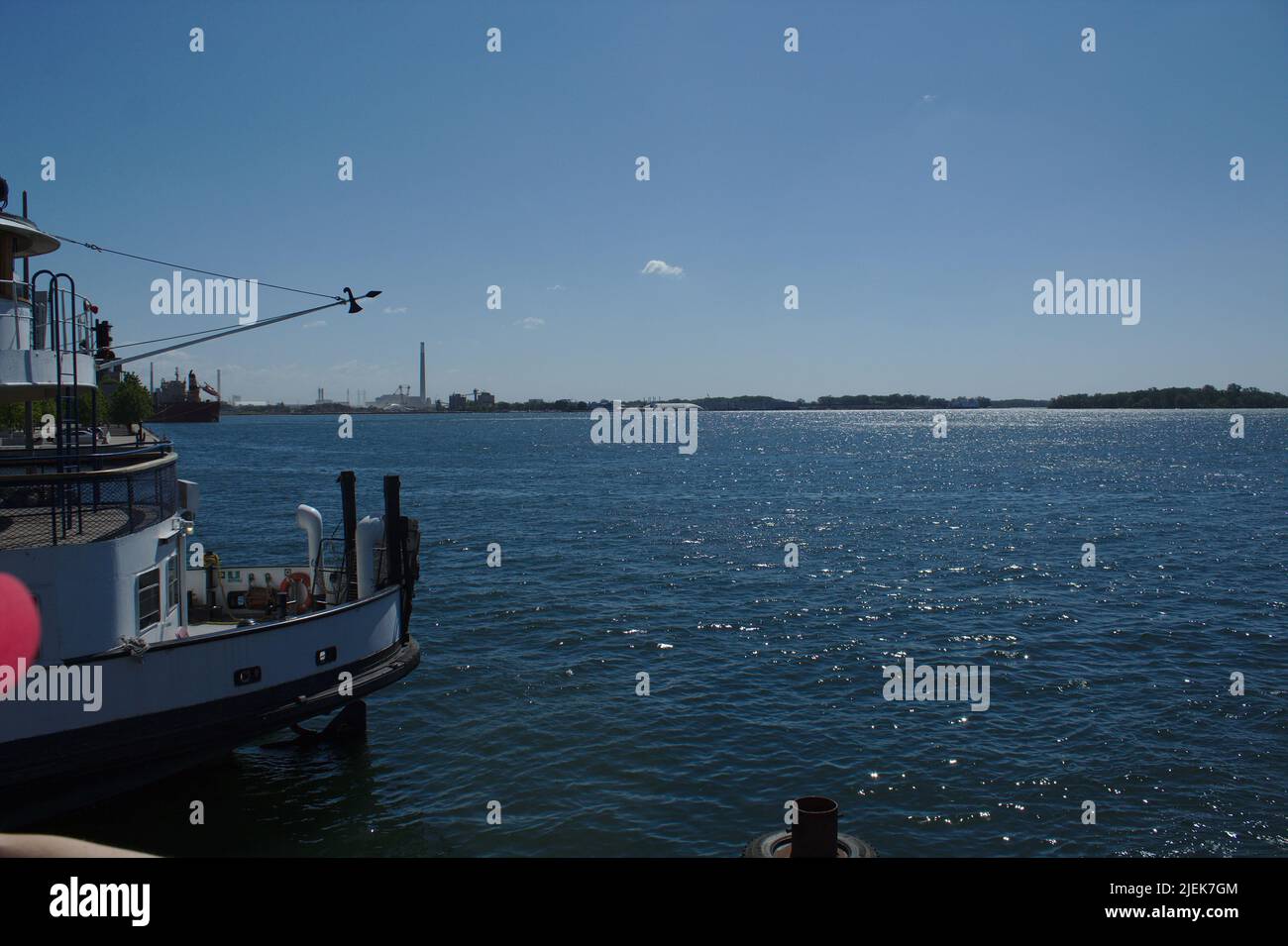 Toronto island ferries hi-res stock photography and images - Alamy