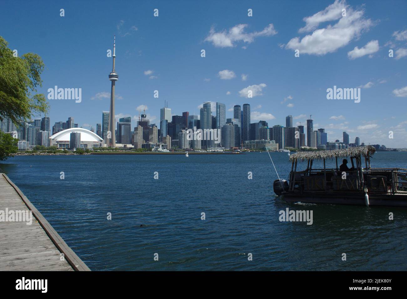 Toronto island ferries hi-res stock photography and images - Alamy