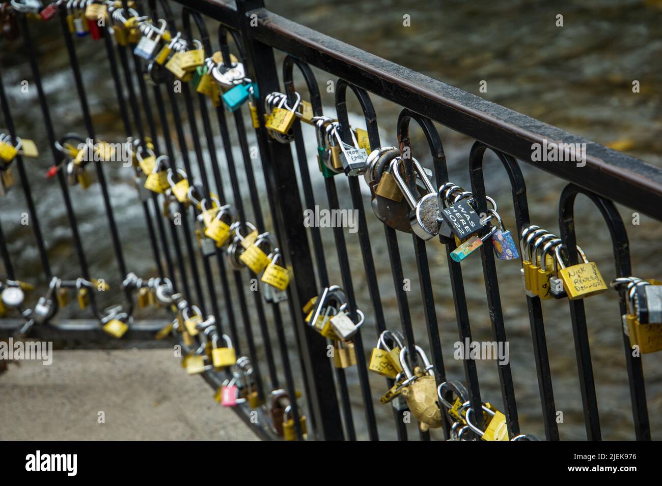 Metal security railing hi-res stock photography and images - Alamy