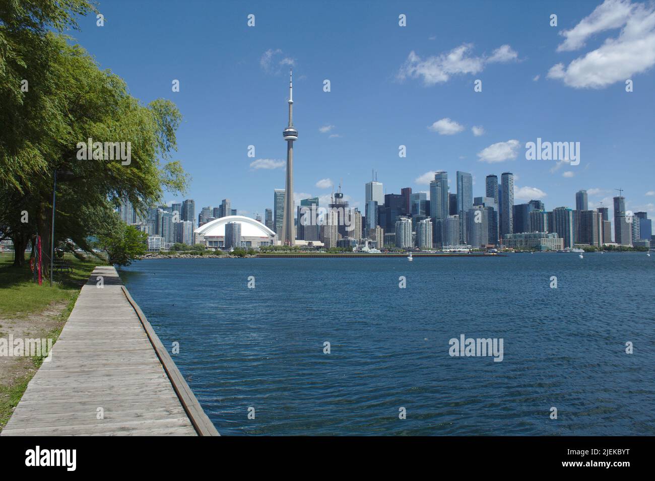 Toronto island cycle hi-res stock photography and images - Alamy