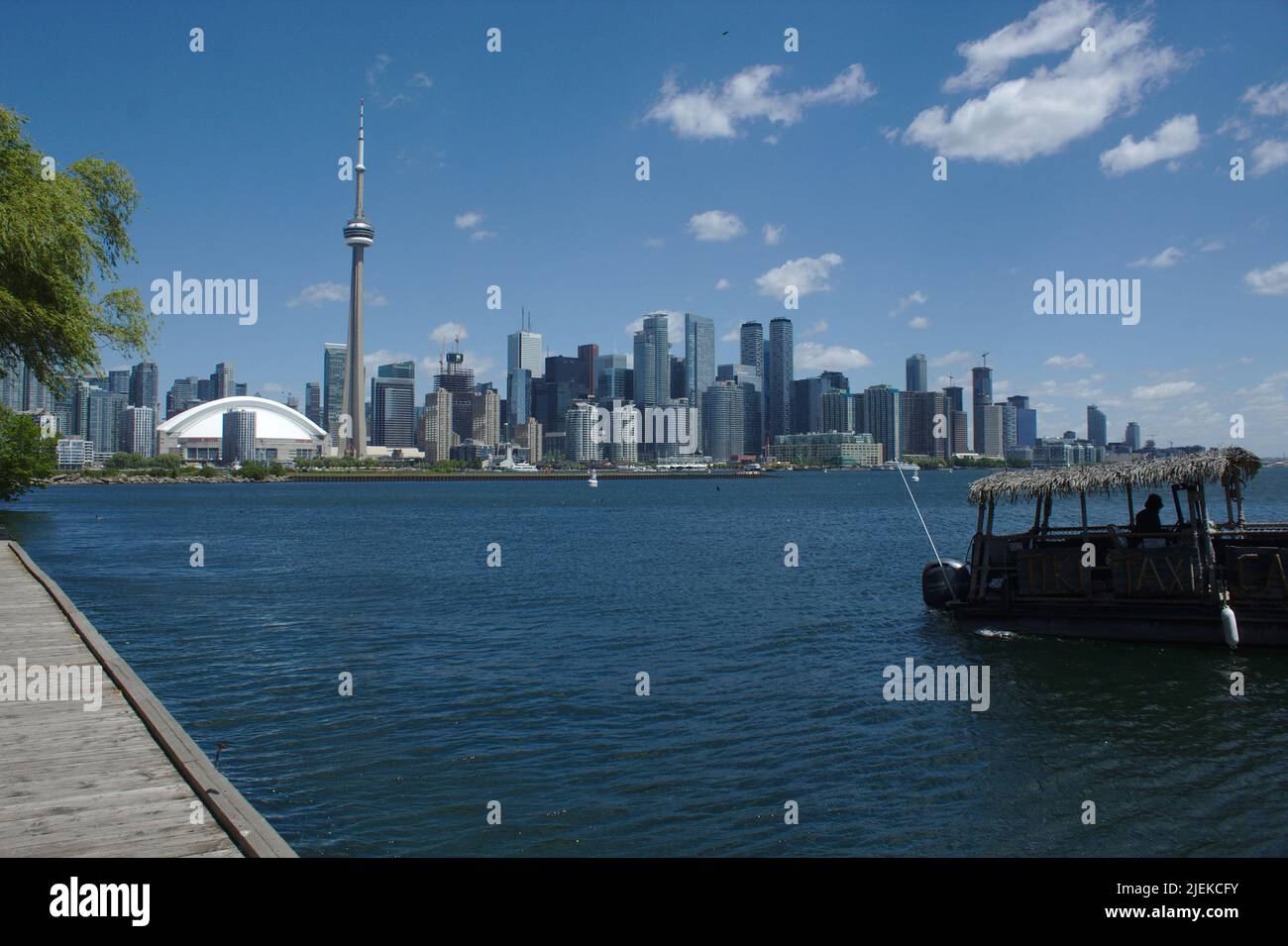 Toronto island ferries hi-res stock photography and images - Alamy