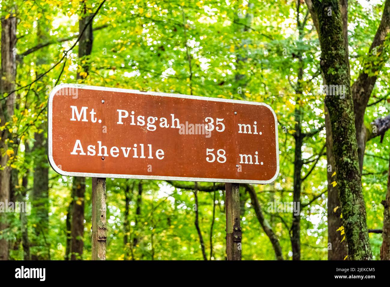 Blue Ridge mountains national park in fall season with yellow green ...