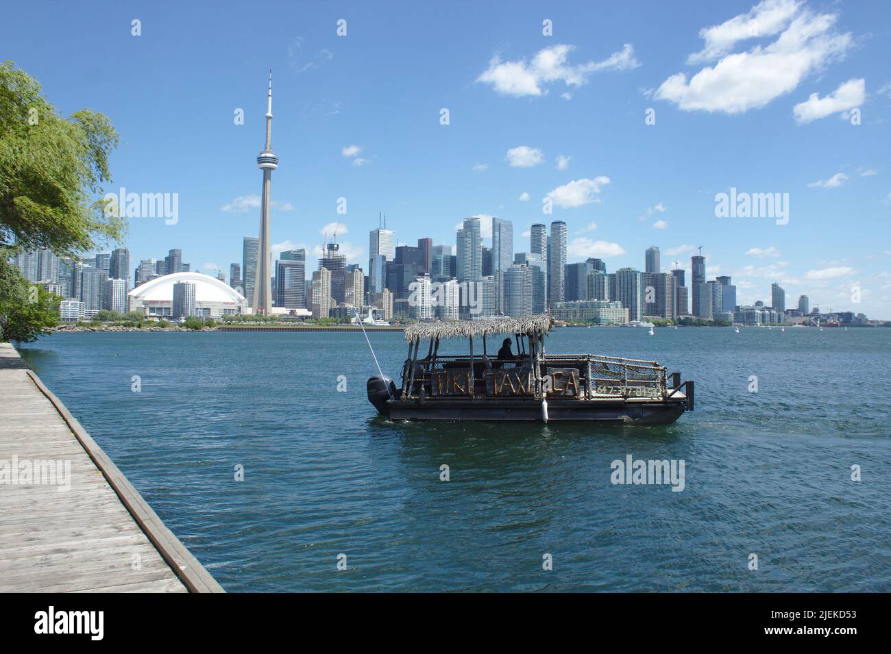 Toronto island ferries hi-res stock photography and images - Alamy