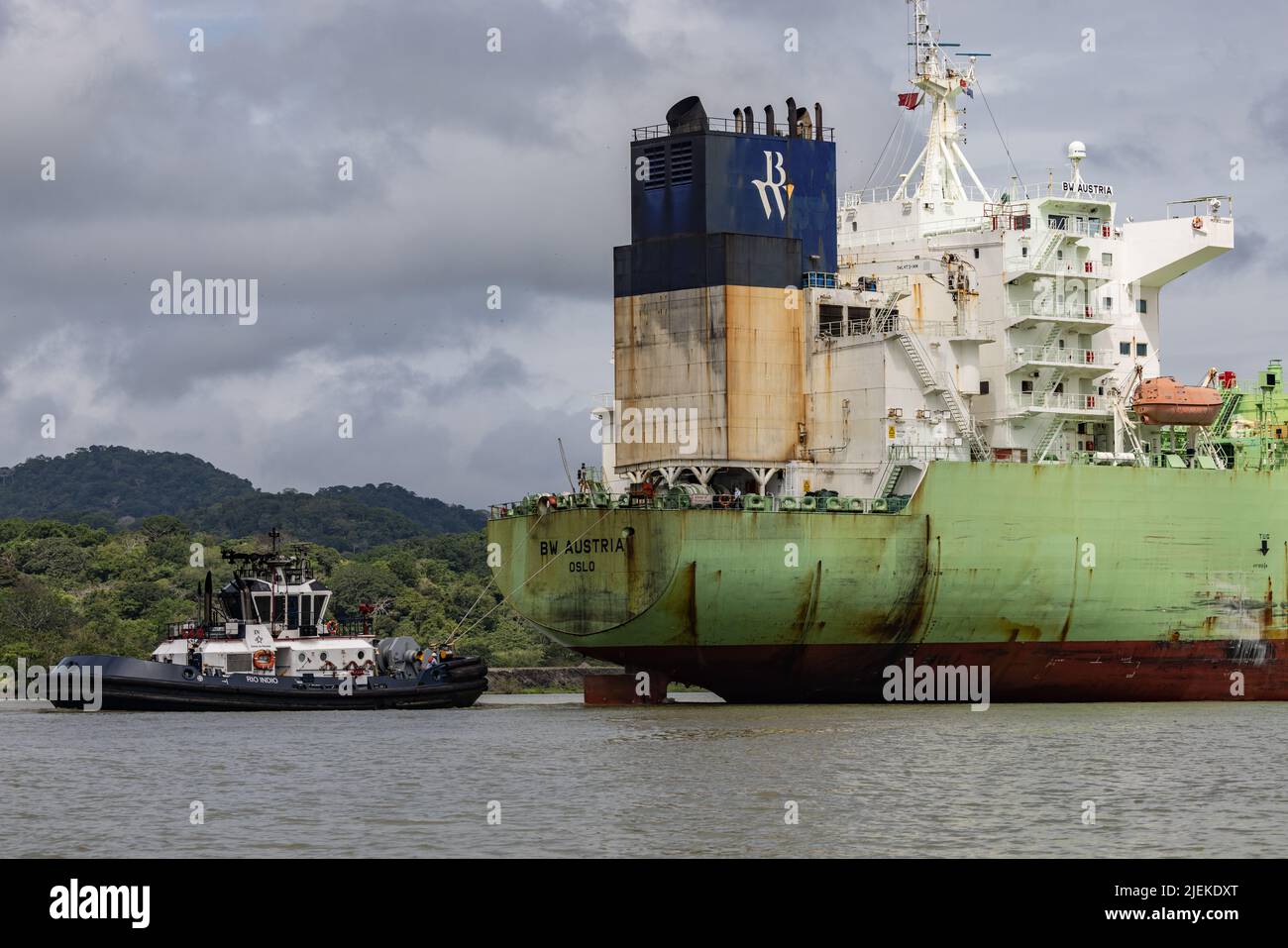 Giant transport ships in the Canal Zone of Panama Stock Photo - Alamy