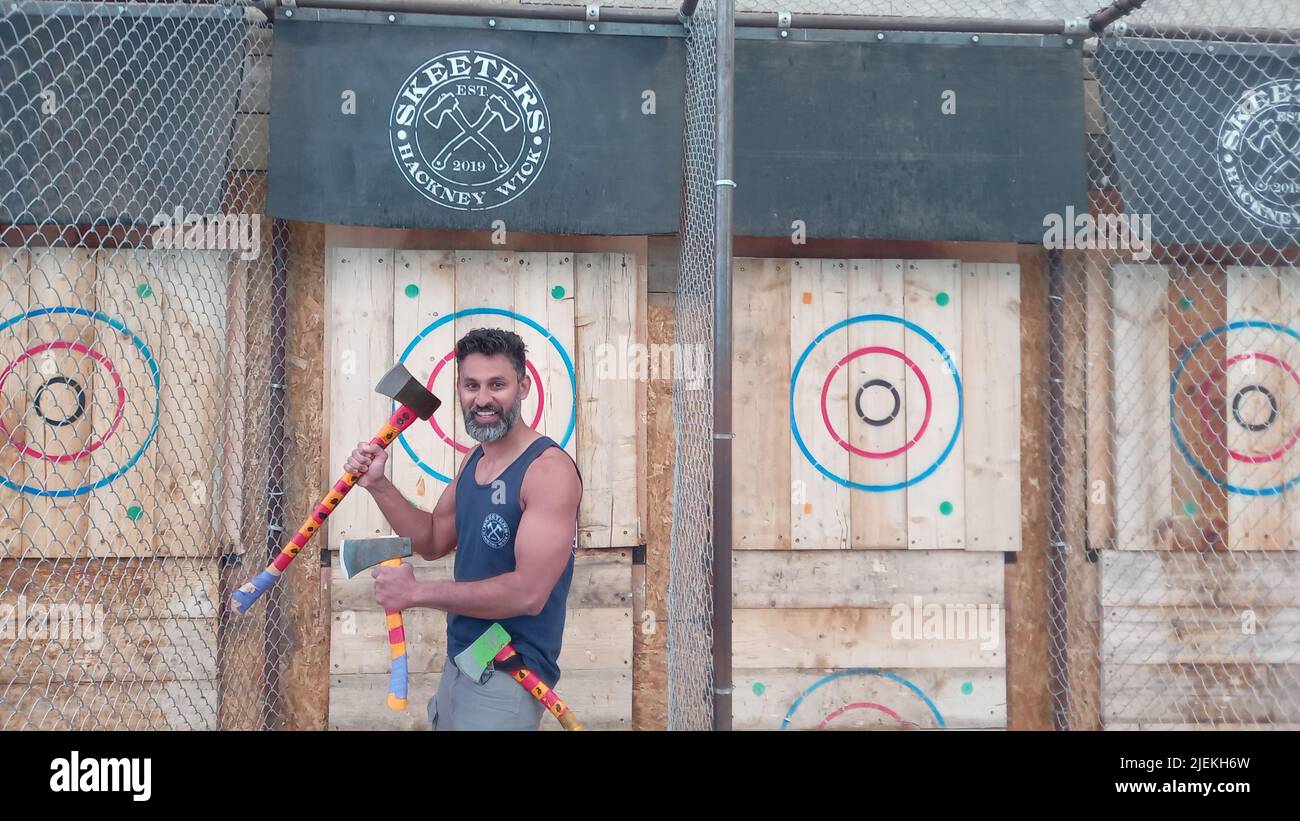 Axe thrower hi-res stock photography and images - Alamy