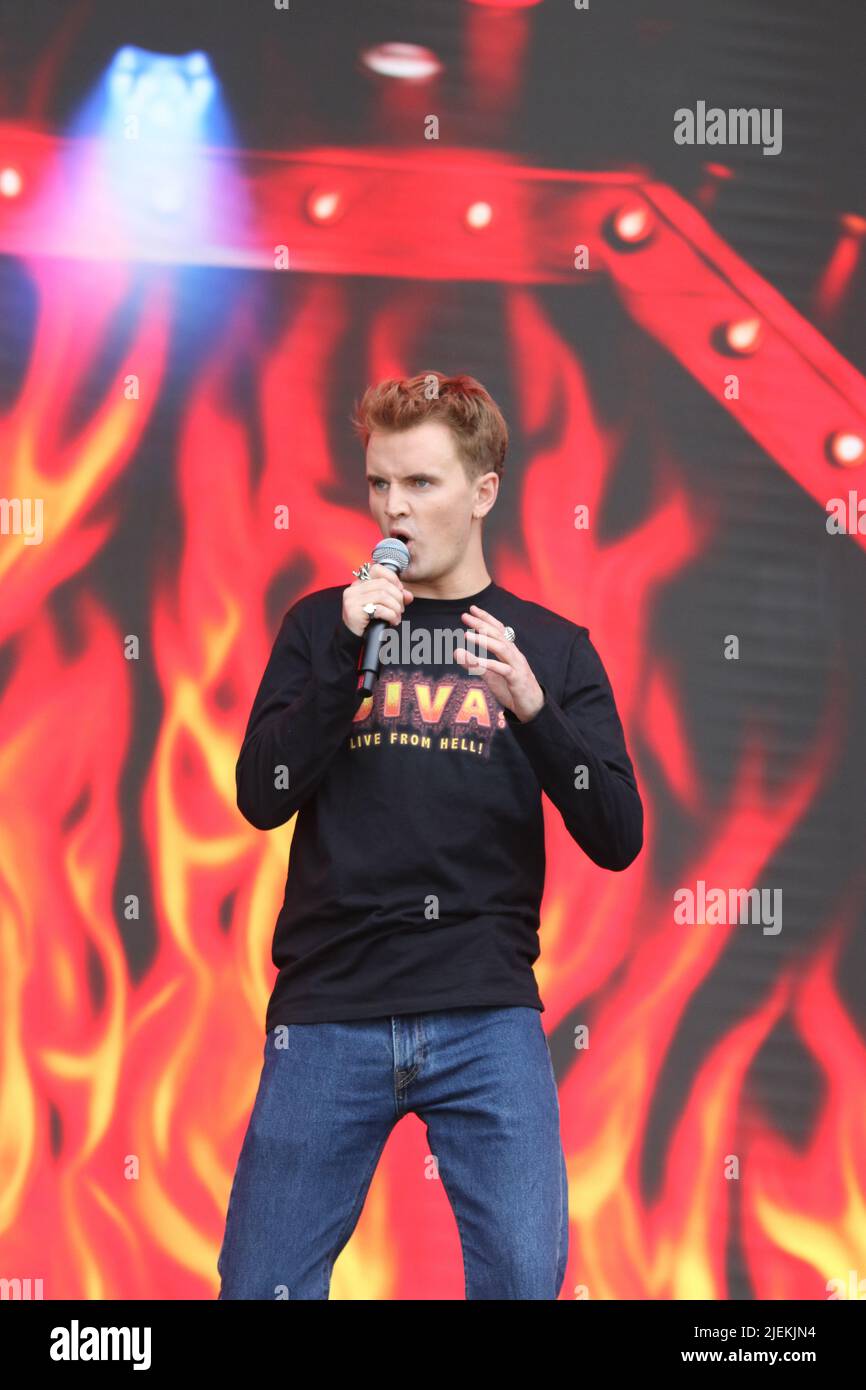 Luke Bayer stars in DIVA : Live from Hell during West End Live in ...