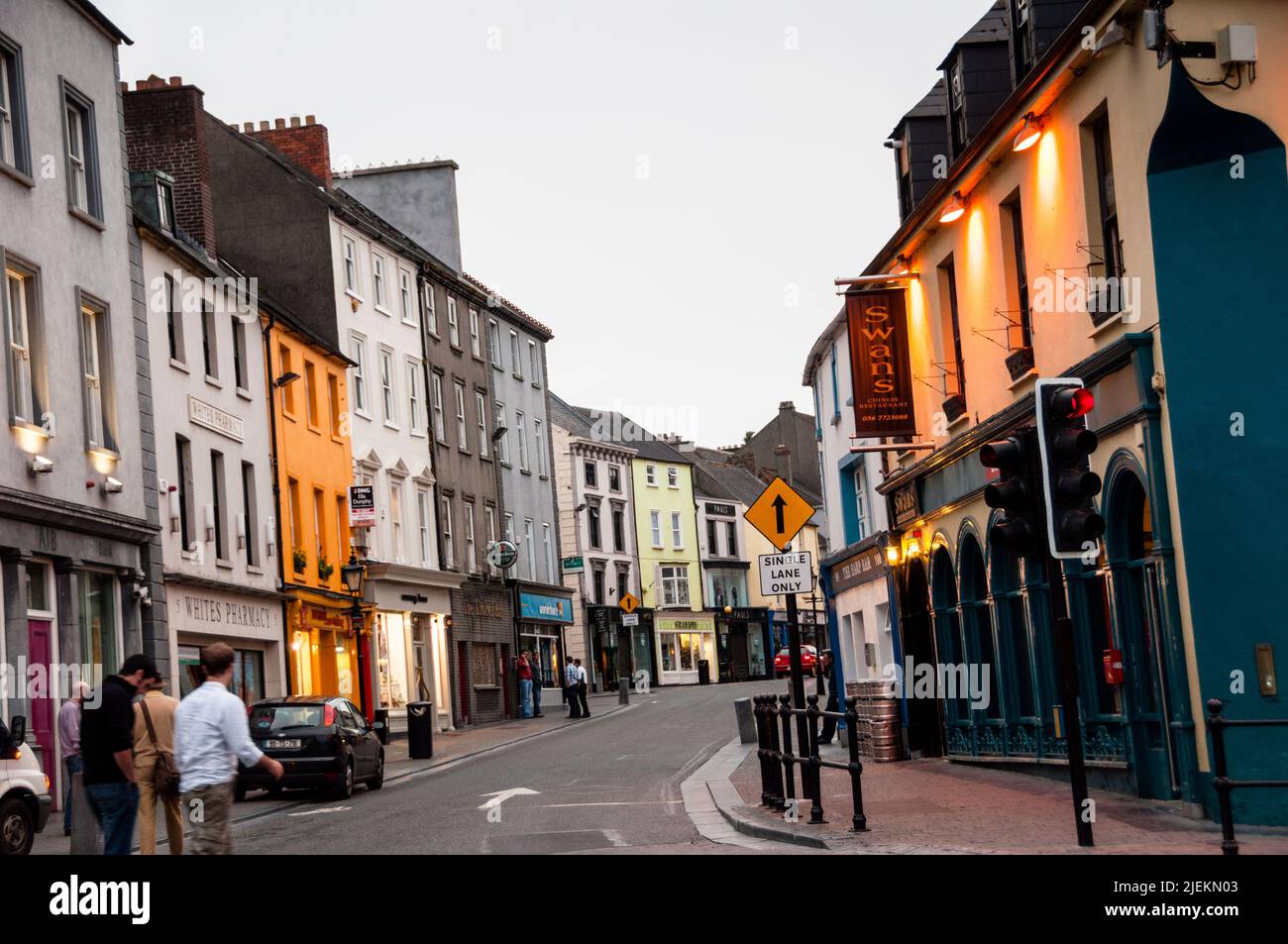 Quaint irish storefronts hi-res stock photography and images - Alamy