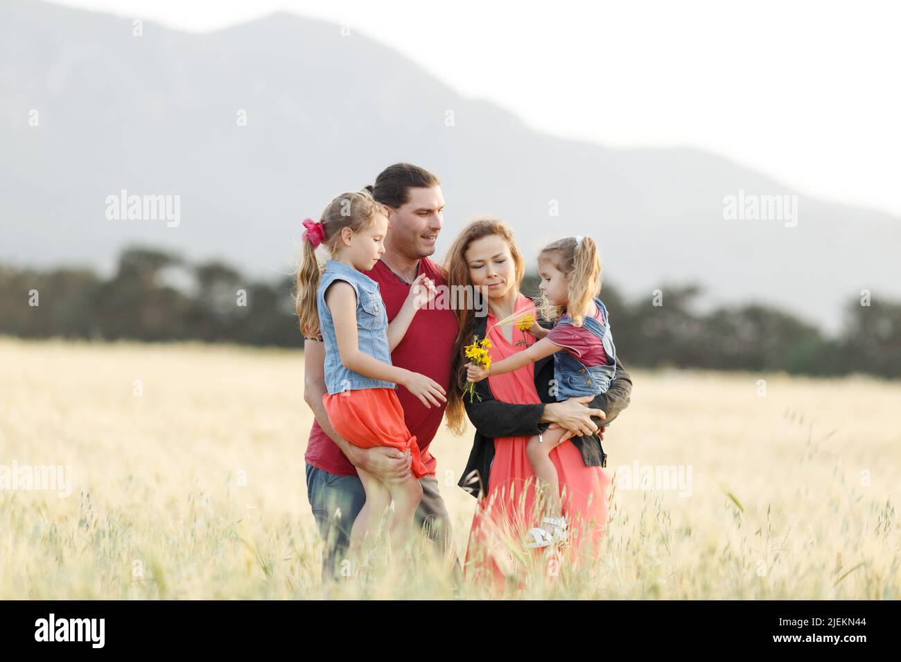 Two parent family hi-res stock photography and images - Alamy