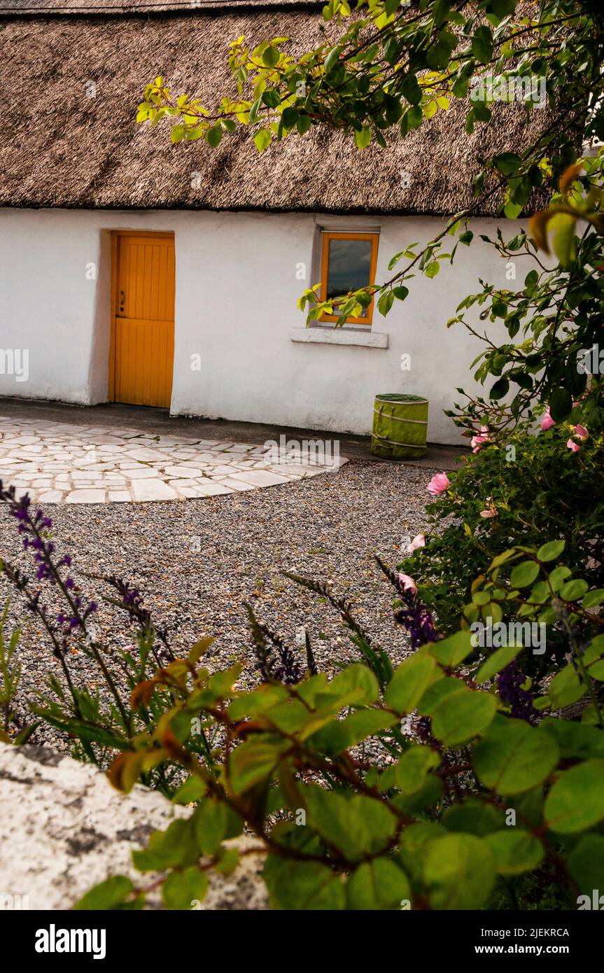 Galway seaport hi-res stock photography and images - Alamy
