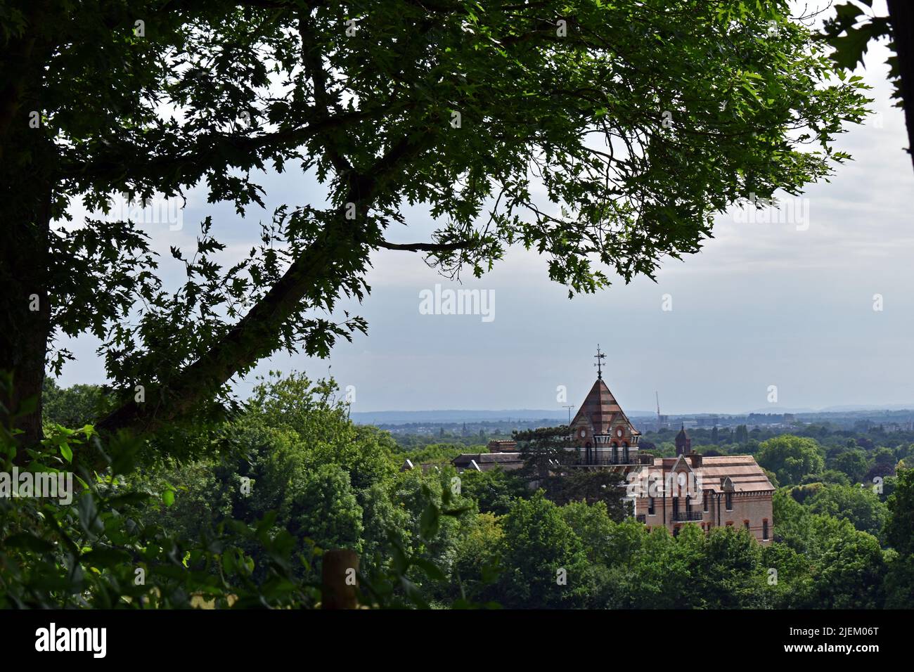 Petersham hotel richmond hi-res stock photography and images - Alamy