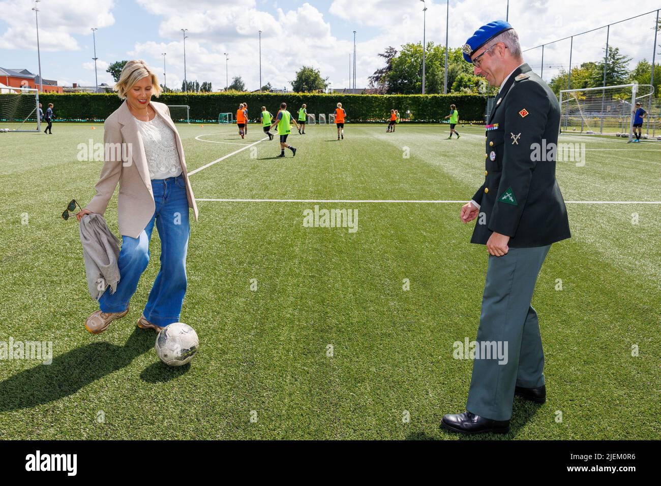 Defence minister Ludivine Dedonder and mission chief major Mathieu ...
