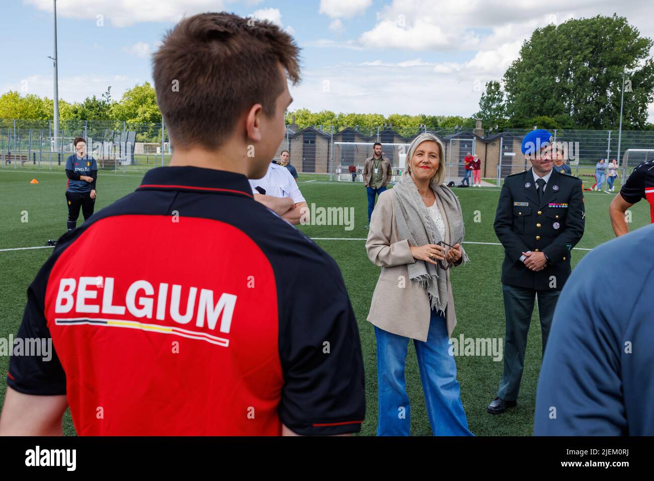 Defence minister Ludivine Dedonder and mission chief major Mathieu ...