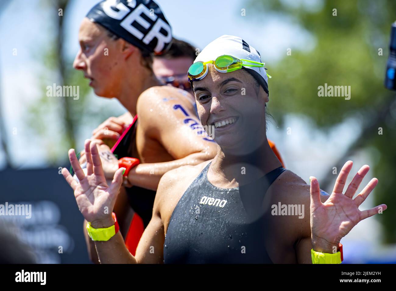 Nuoto di fondo gabbrielleschi giulia ita hi-res stock photography and ...