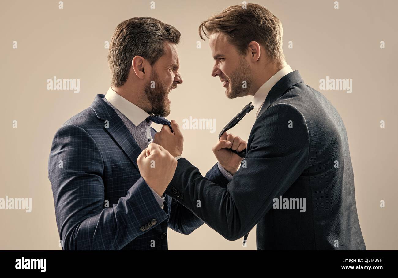 Two men arguing fight hi-res stock photography and images - Alamy