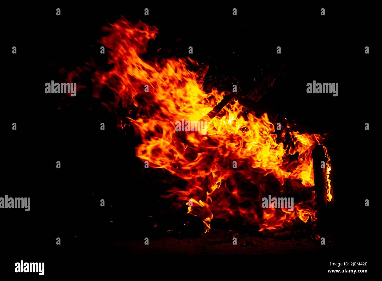 The flames of a huge bonfire Stock Photo - Alamy