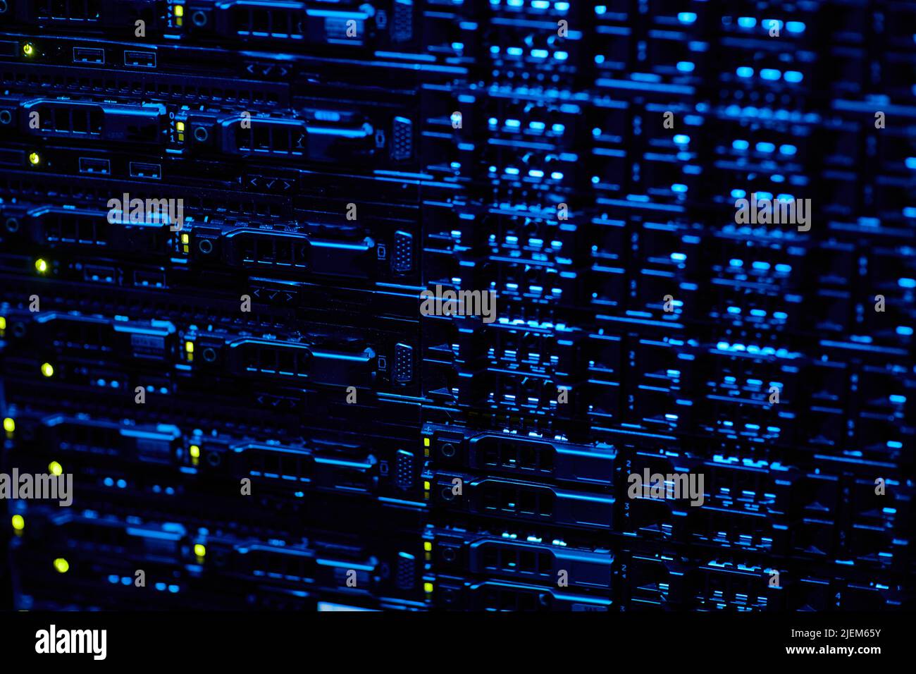 Computer servers lights High Resolution Stock Photography and Images ...