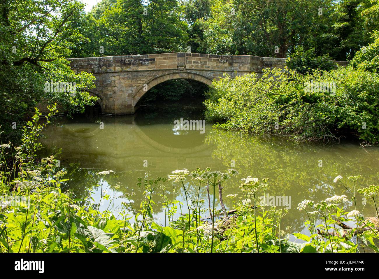 A bridge over the River Rye in Nunnington at Nunnington Hall Stock ...