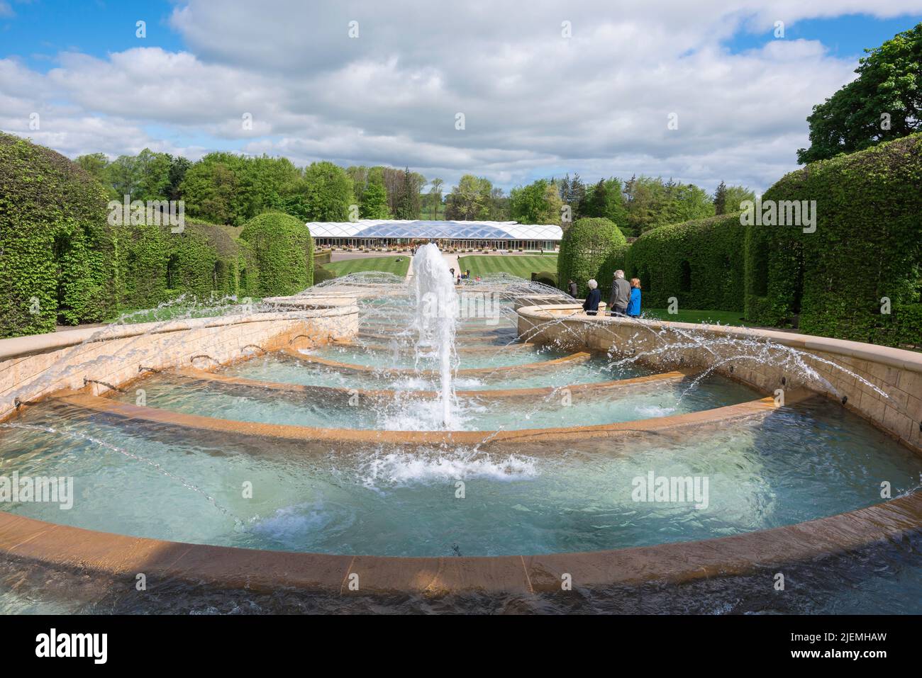 Building public holiday cascade hi-res stock photography and images - Alamy