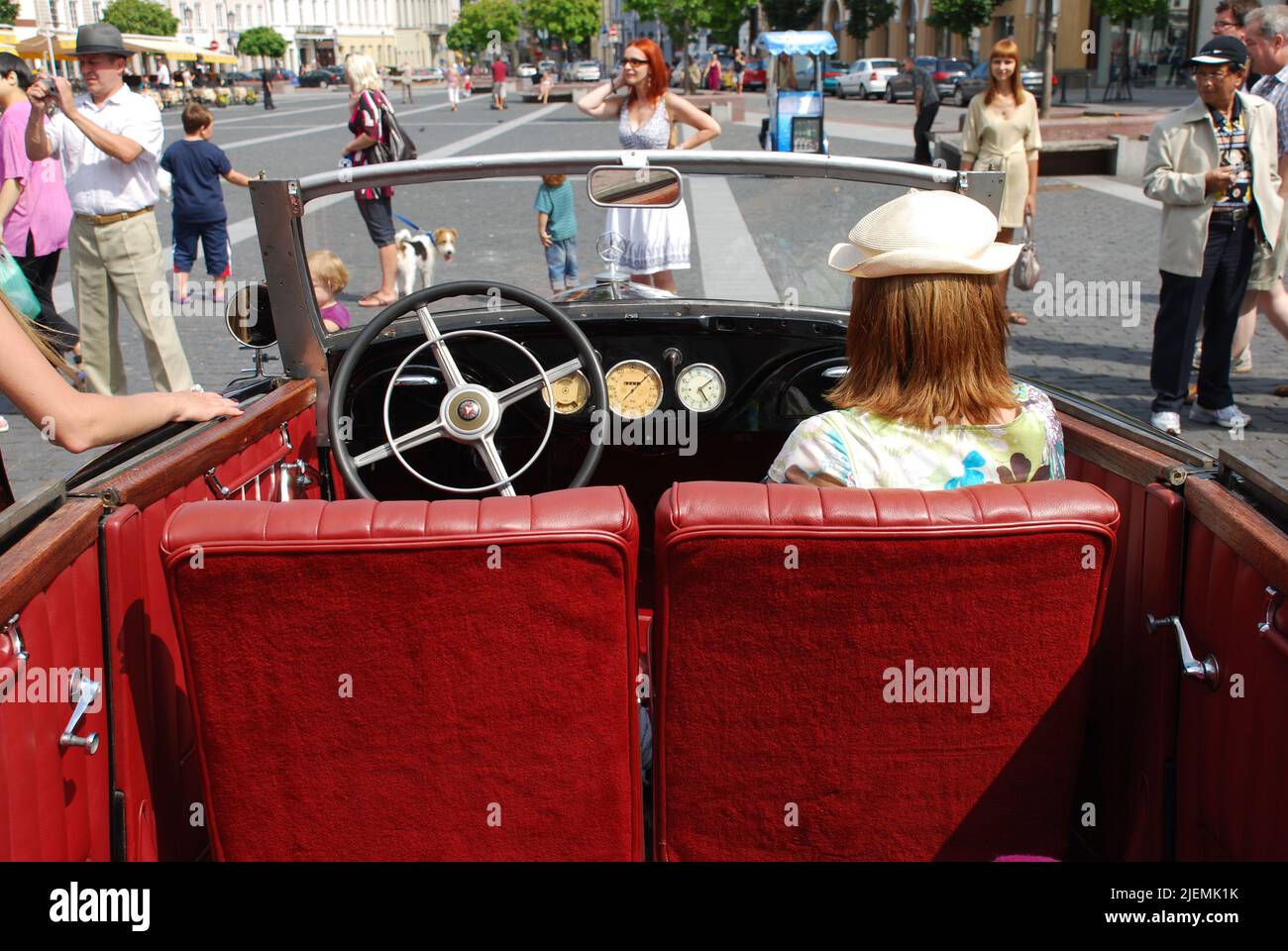 Our lady of mercedes hi-res stock photography and images - Alamy
