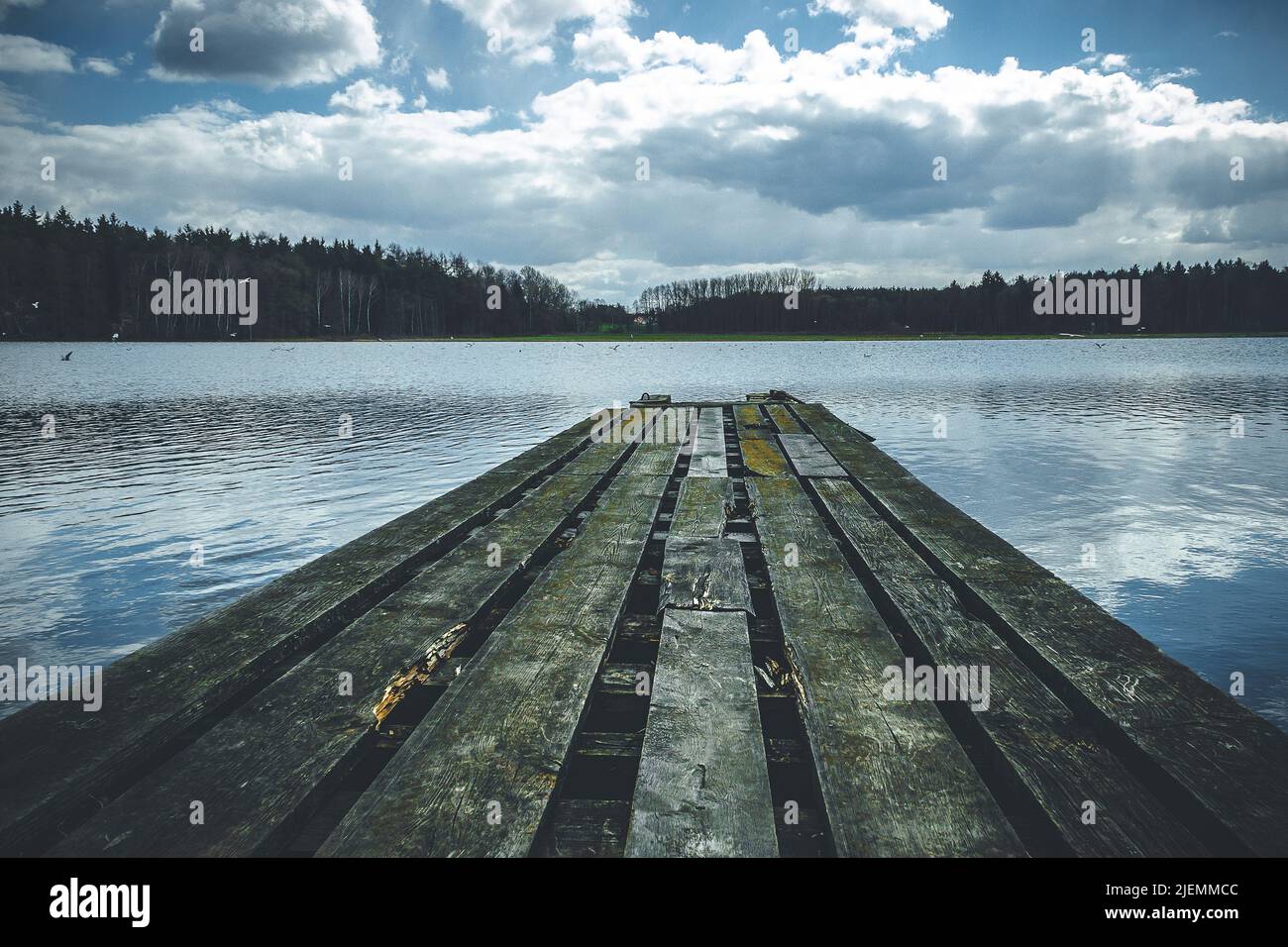 Lake reflection jetty long hi-res stock photography and images - Alamy