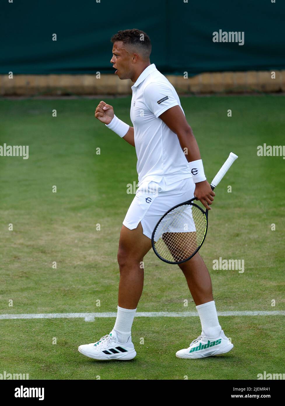 Jay Clarke celebrates a point during his match against Christian ...