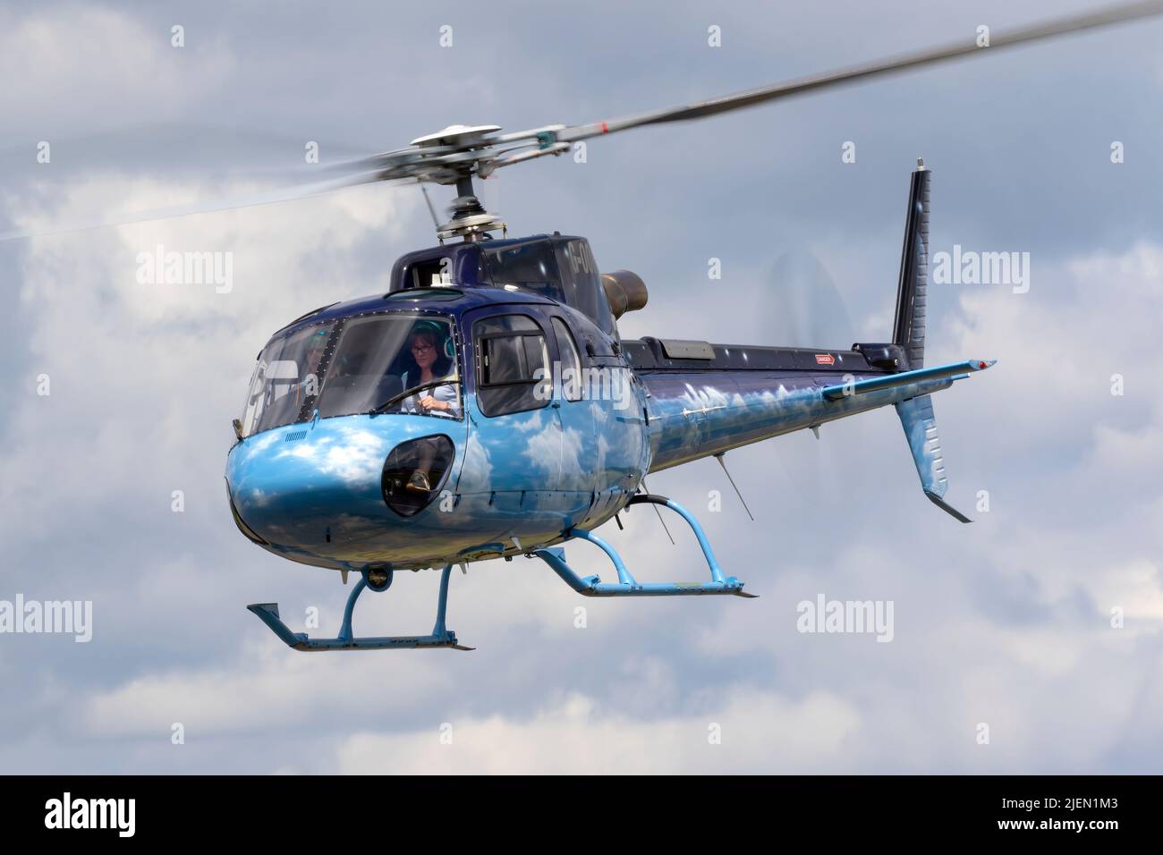 Airbus as350 b3 helicopter hi-res stock photography and images - Alamy