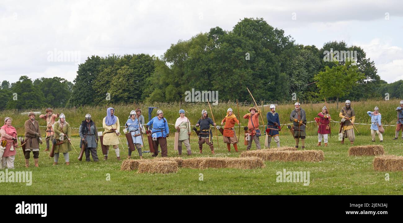 Line of Anglo Saxon archers in a field Stock Photo - Alamy