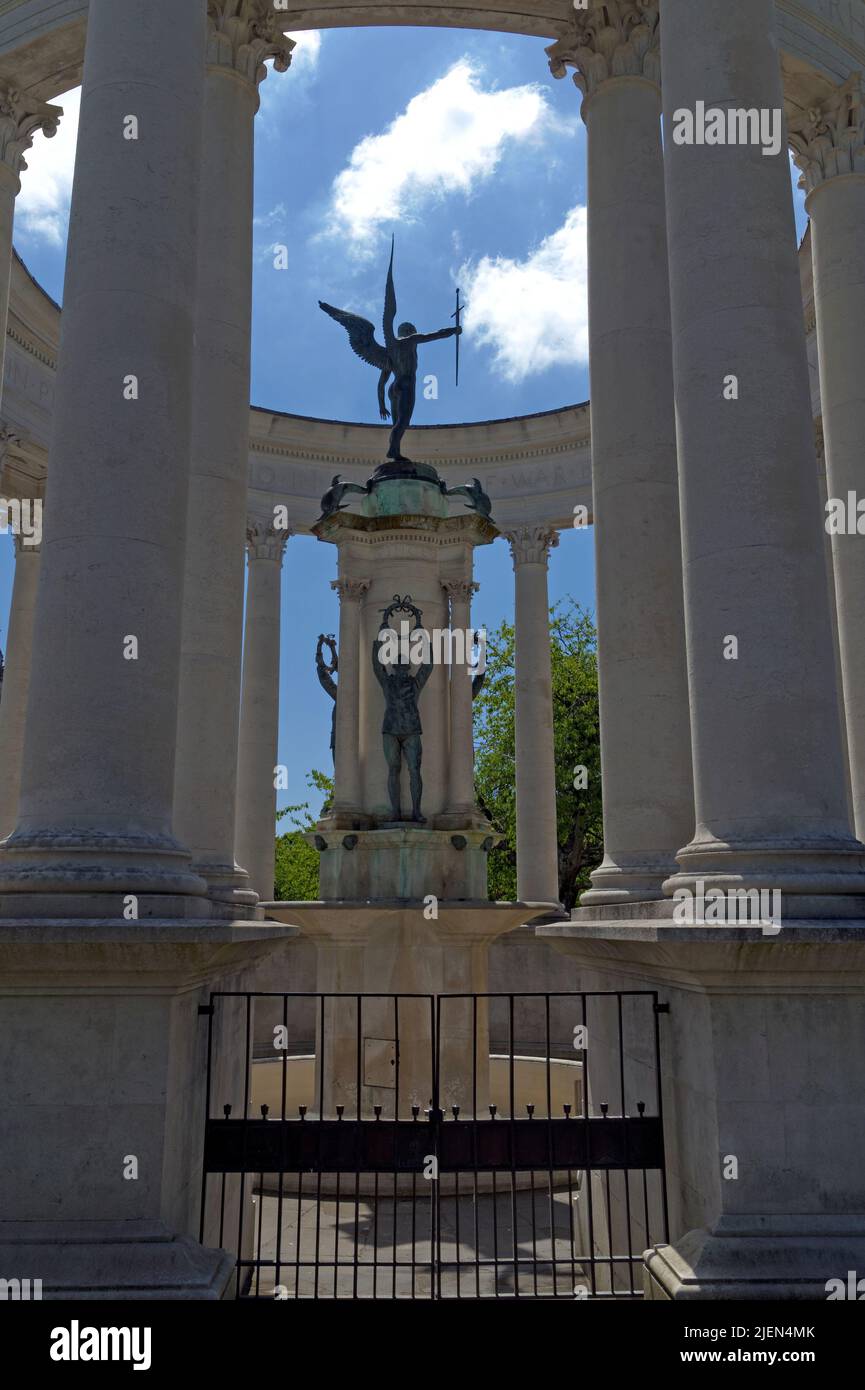 National war memorial of wales hi-res stock photography and images - Alamy