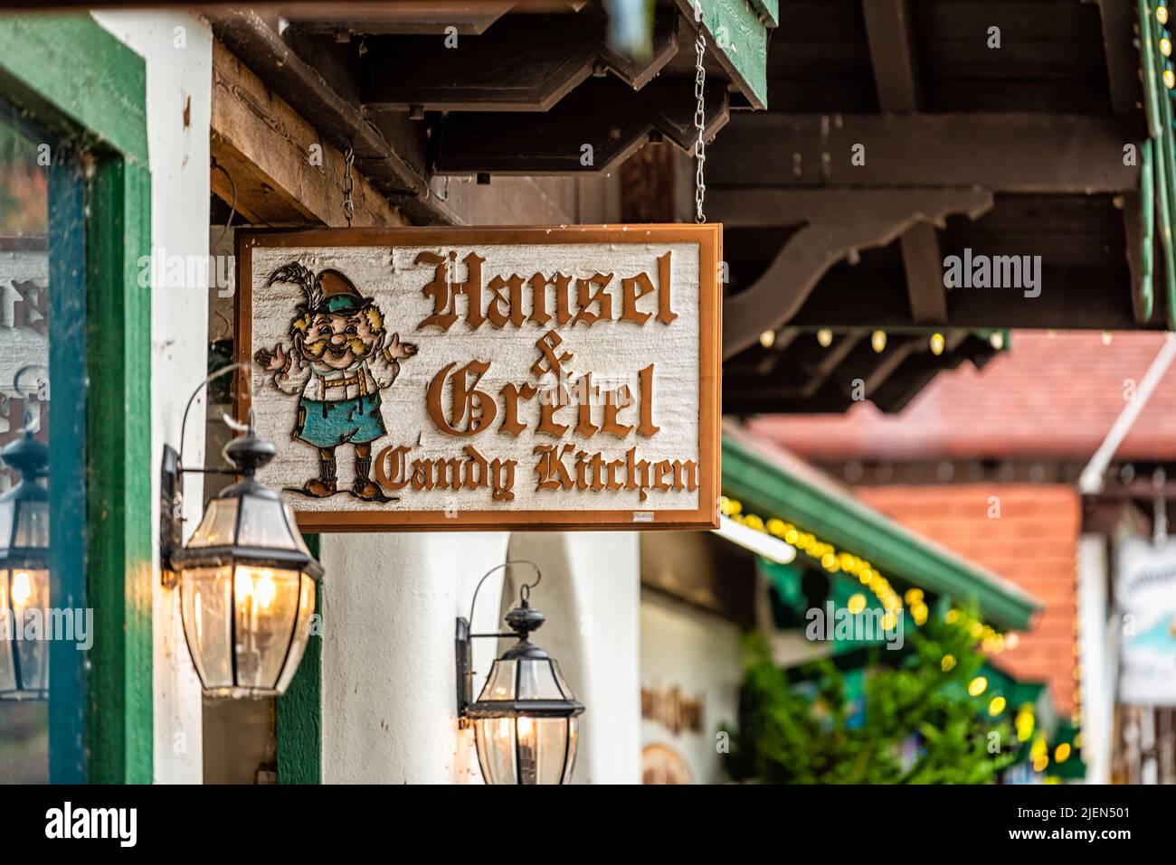 Helen, USA - October 5, 2021: Bavarian village of Helen, Georgia street ...