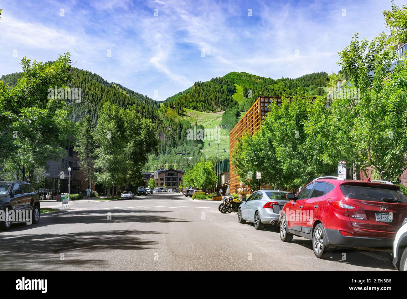 Downtown street aspen colorado hi-res stock photography and images - Alamy