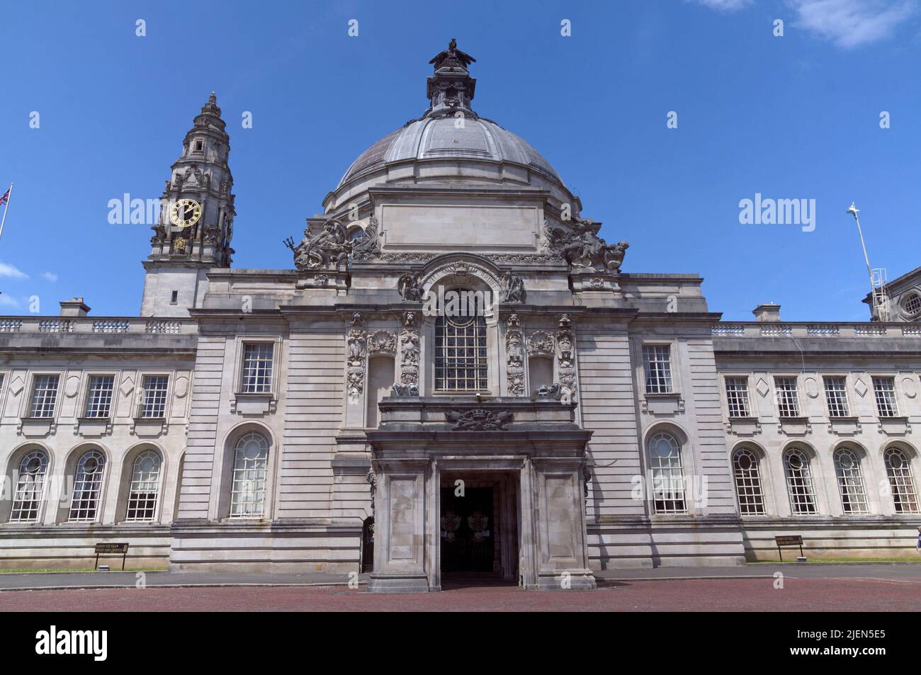 Cardiff City Hall against a blue sky. June 2022. Summer Stock Photo - Alamy