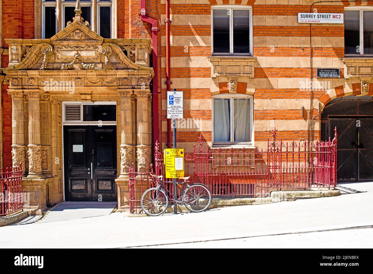 Surrey street london hi-res stock photography and images - Alamy