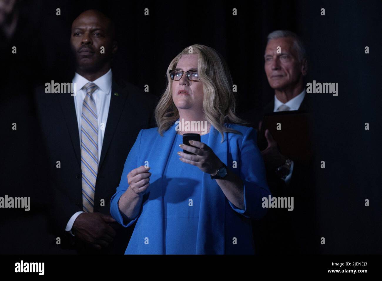 THE FIRST LADY, center: Donna Lynne Champlin as Mel Winter, 'Voices ...