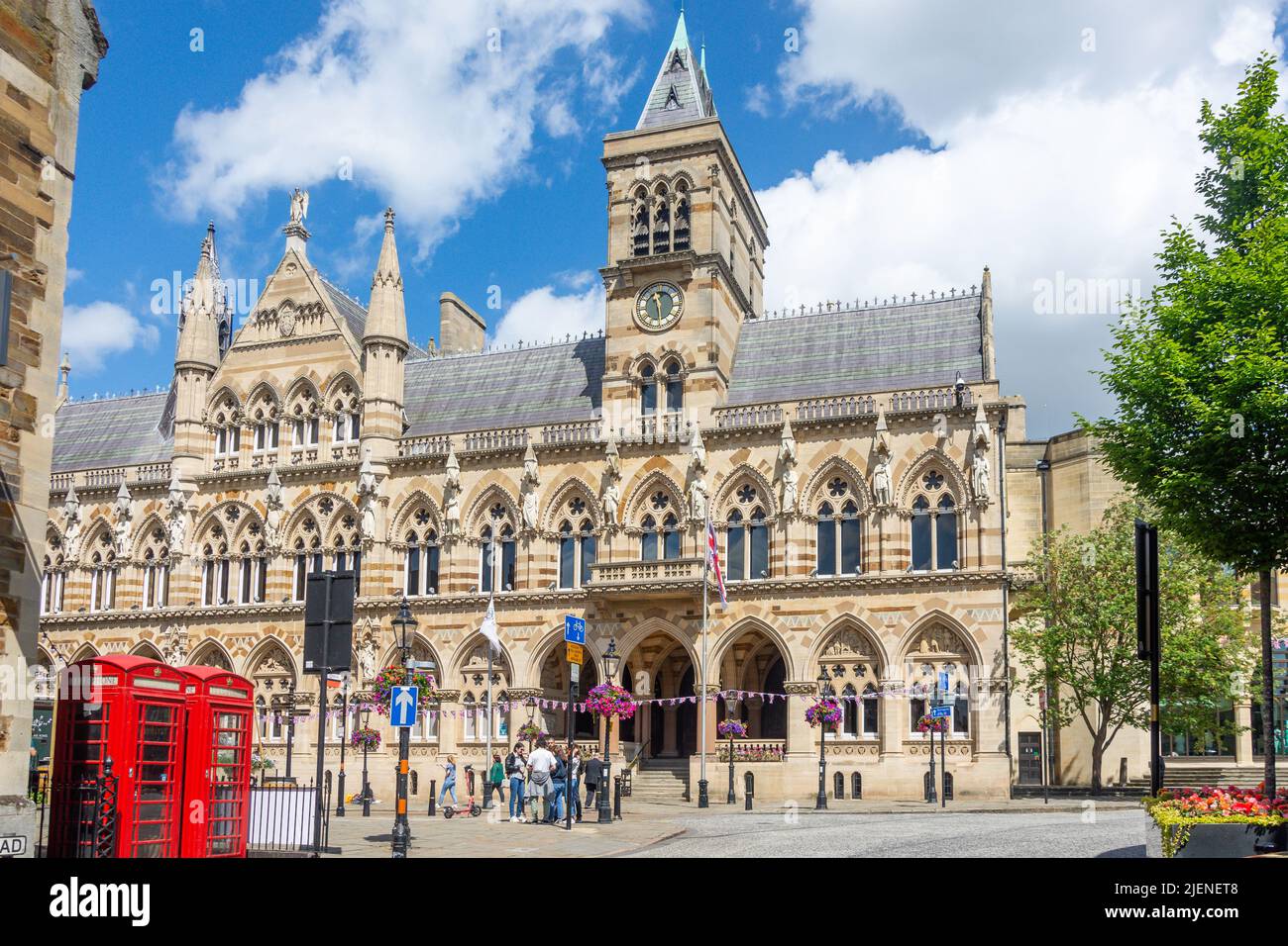 Northampton market square town centre hi-res stock photography and ...