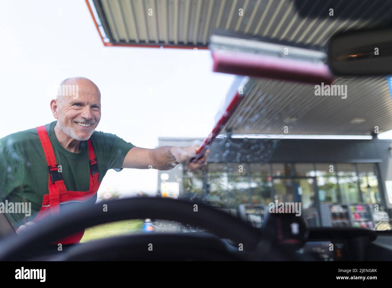 Hand washing station hi-res stock photography and images - Alamy