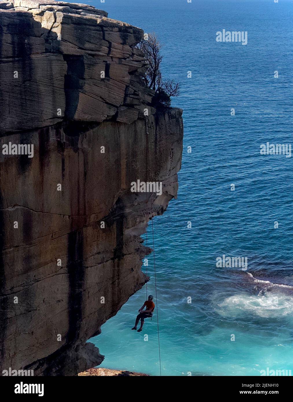 Suspended rock hi-res stock photography and images - Alamy