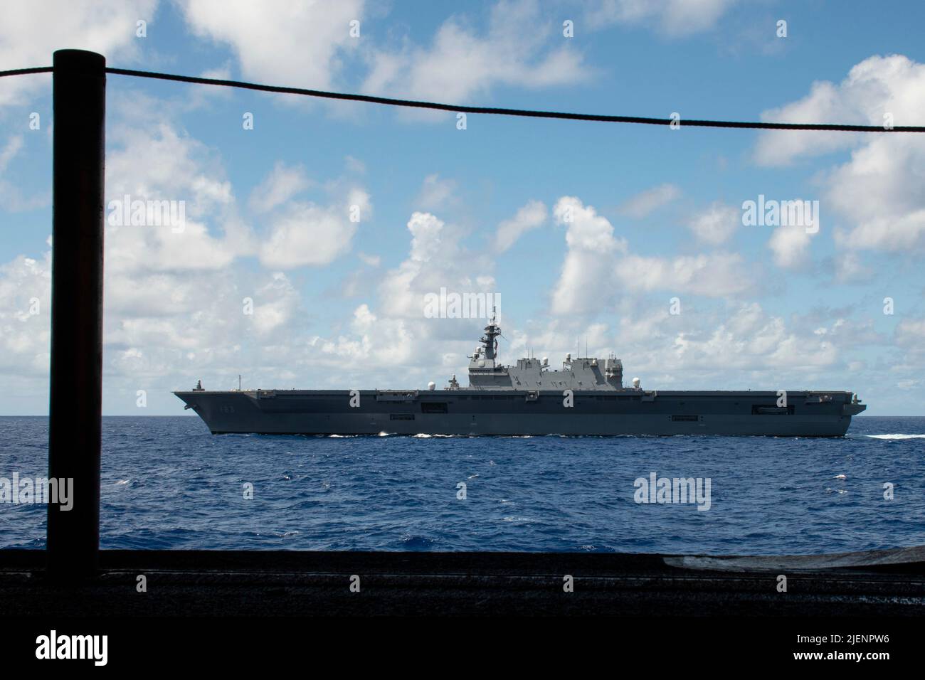 PACIFIC OCEAN (June 23, 2022) Japan Maritime Self-Defense Force (JMSDF) JS Izumo (DDG 183) sails ...