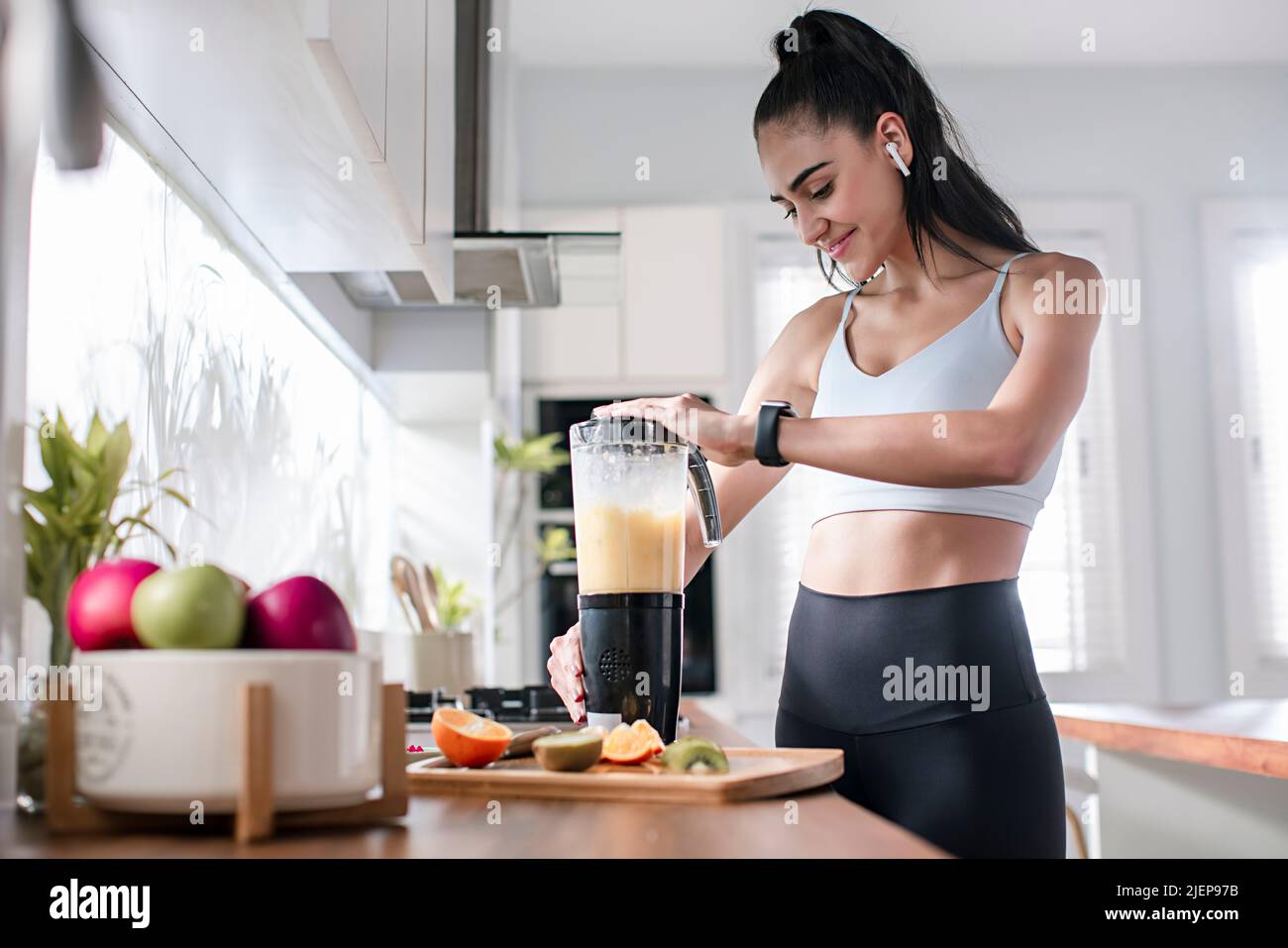 One milkshake hi-res stock photography and images - Alamy